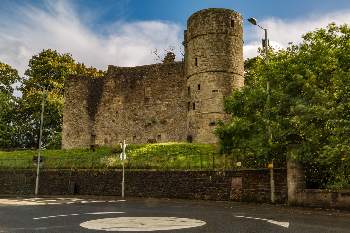 Strathaven Castle – Strathaven and Glassford Community Council